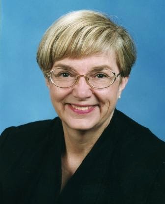 Teoría de Marilyn Anne Ray: Descubre sus Secretos ★ Teoría Online