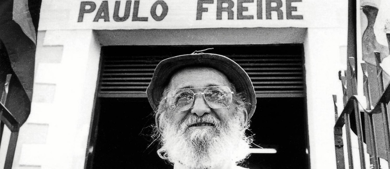 Descubre la Teoría de la Liberación de Paulo Freire: Una Mirada Crítica ...